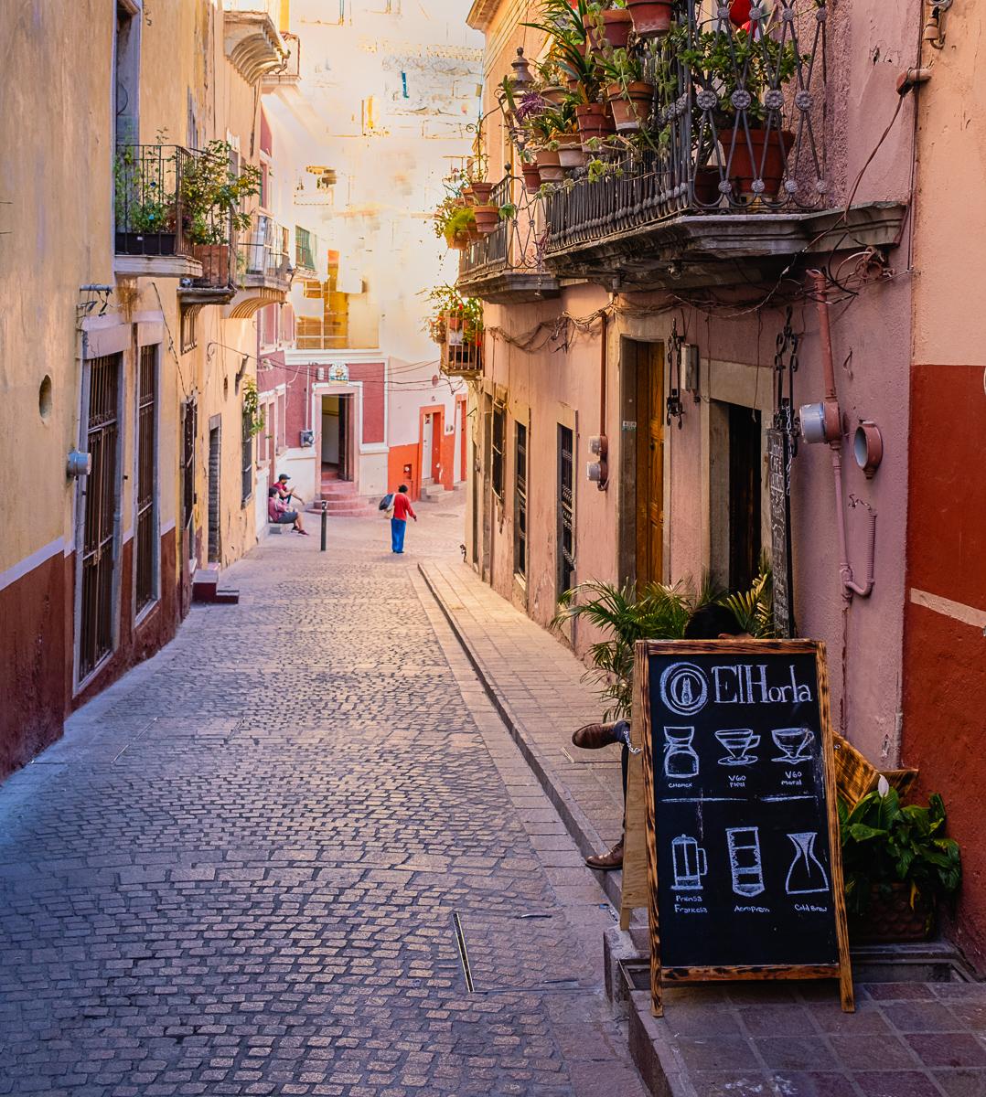 mexico streets photo - restoring blown out highlights - Seim - Master ...